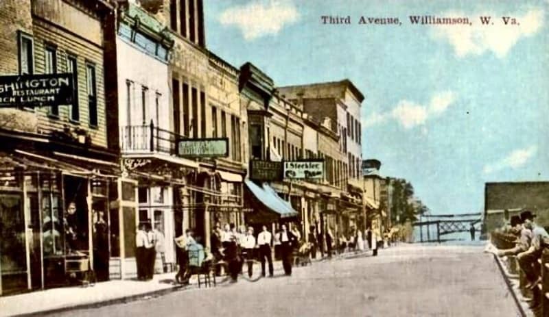 Hatfields escape WV jail, head west - Appalachian History